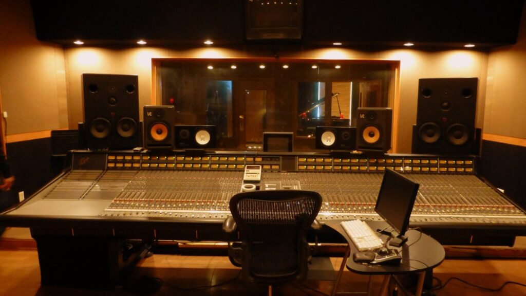 Quested HQ210 - D and D | די אנד די